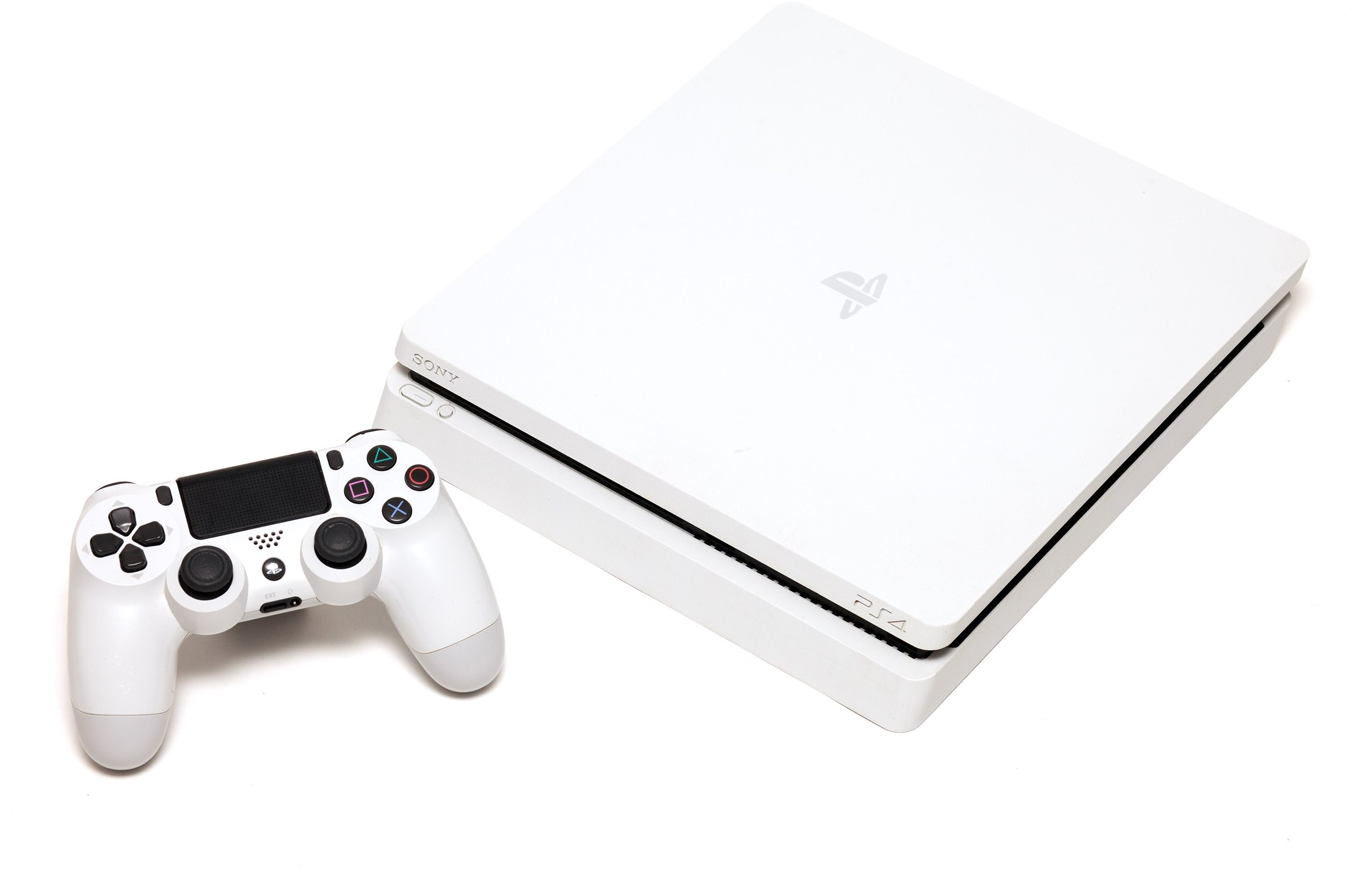 PS4 Slim vs Xbox Full Specs Compared - HMC